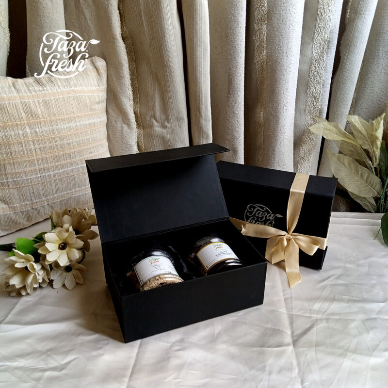 Dates Gift Box Premium plain dates or Luxury filled dates