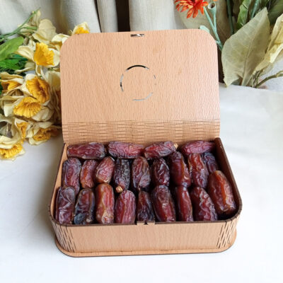 Half Kg Premium Dates in Wooden Gift Box Taza Fresh